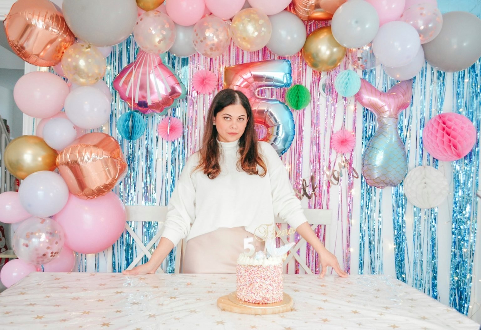 How to organise a kids birthday party on lockdown - Colour me in style